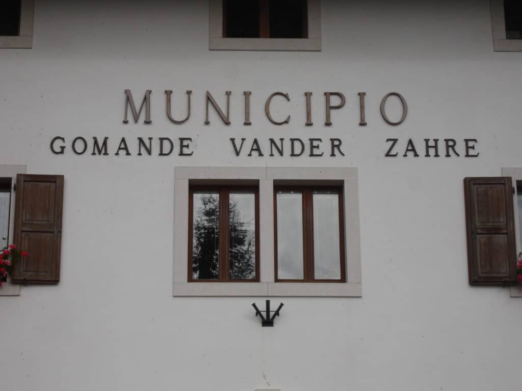 Learn de zahrar sproche / Grammatica della lingua saurana - Sauris Zahre